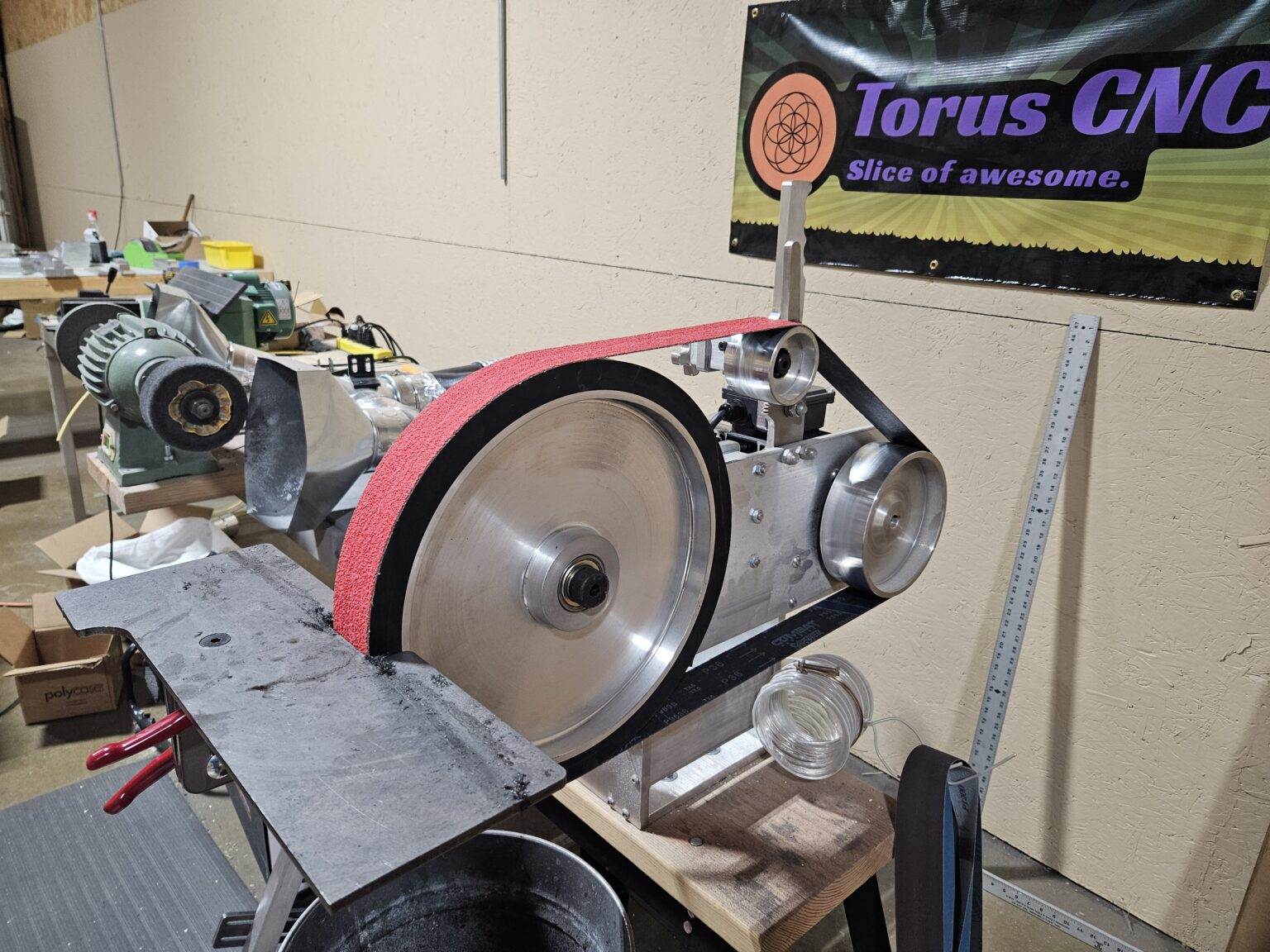 Forging Excellence: 2x72 Grinders in Bladesmithing - 2x72 Belt Grinders ...
